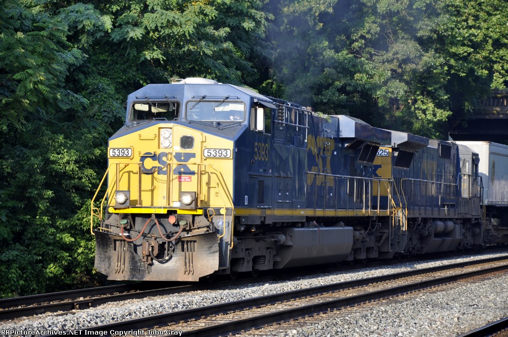 Q172-01 with CSXT 5393(ES44DC) & CSXT 7625(C40-8) in Dark Future